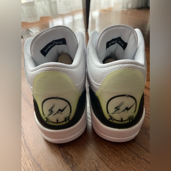Jordan | Shoes | Fragment Design X Air Jordan 3 Retro Sp White Da35950 ...